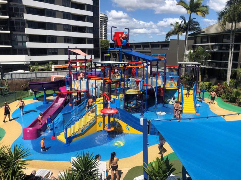 REVIEW: Paradise Resort Gold Coast | For Families who love FUN!