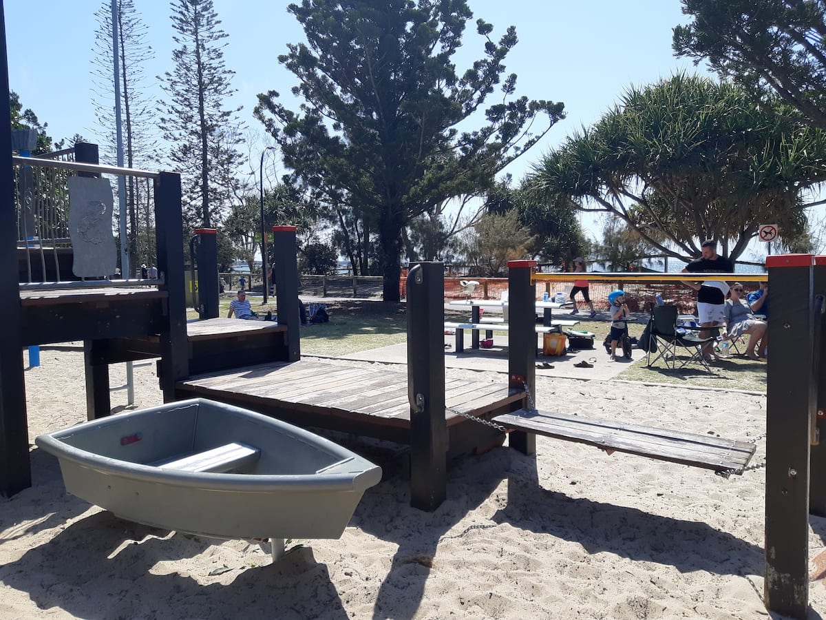 REVIEW: Wynnum Wading Pool Park & Playground is a Splashing Good Time!